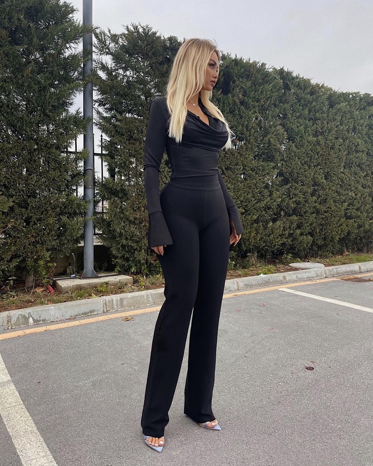 Picture of Uresa Zogu