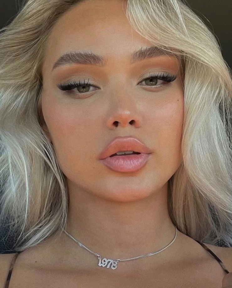 Picture of Uresa Zogu