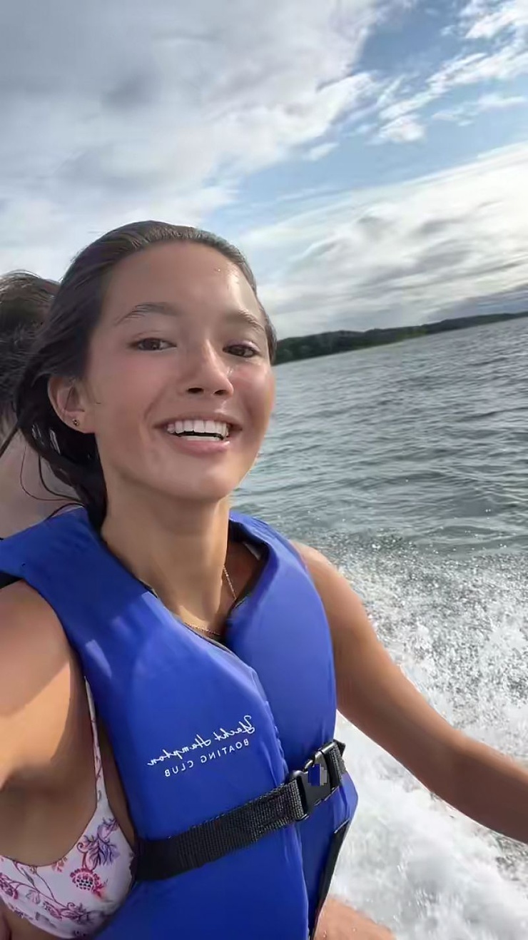 Lily Chee picture
