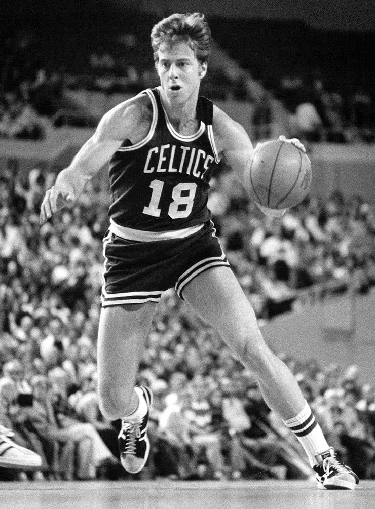 Picture of Dave Cowens
