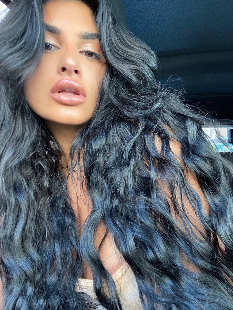 Picture of Adriana Sahar