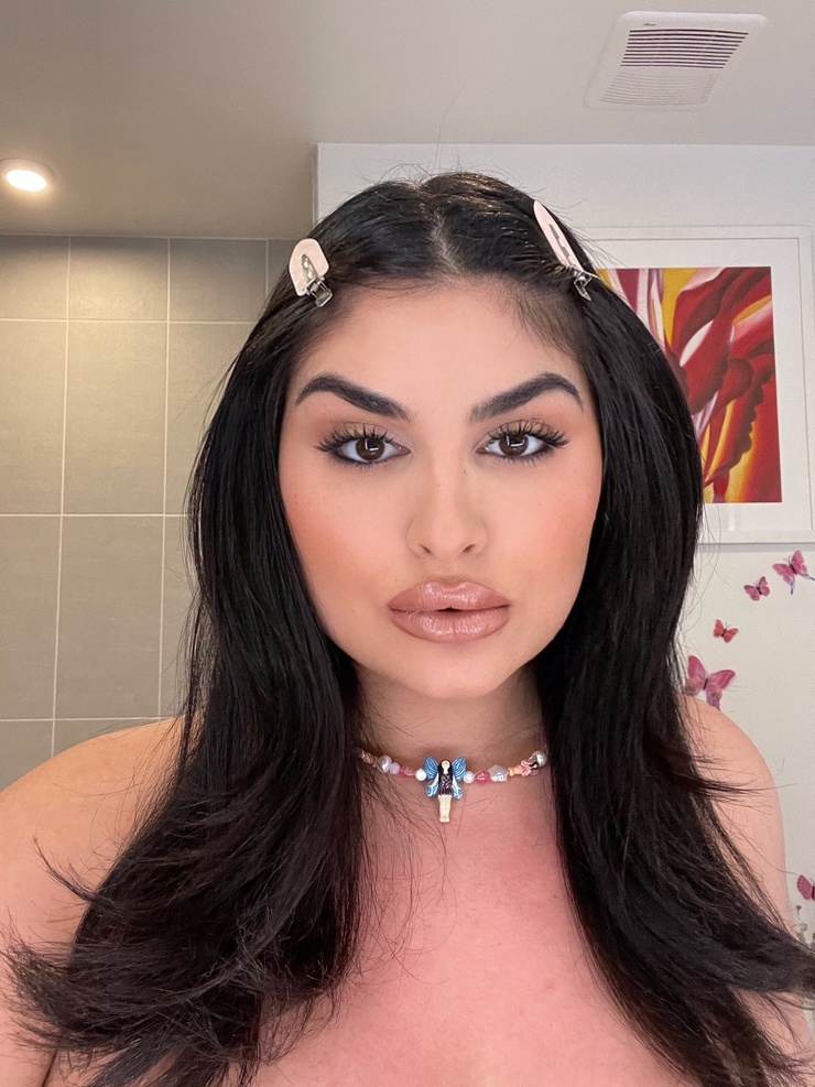 Picture of Adriana Sahar