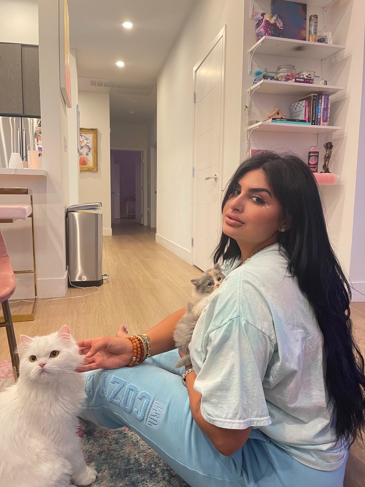 Picture of Adriana Sahar