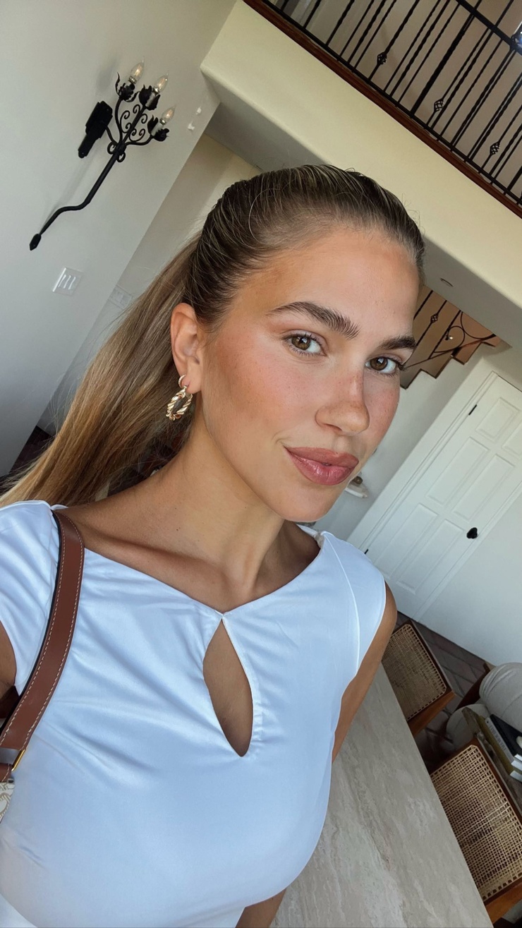 Picture of Kara Del Toro