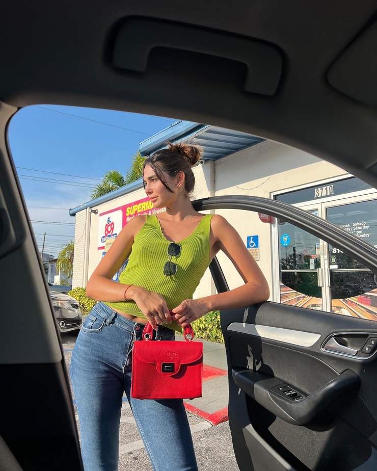 Rachel Vallori picture