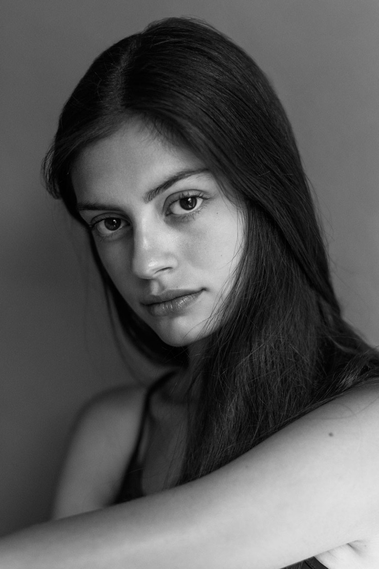 Picture of ABRIL TARES