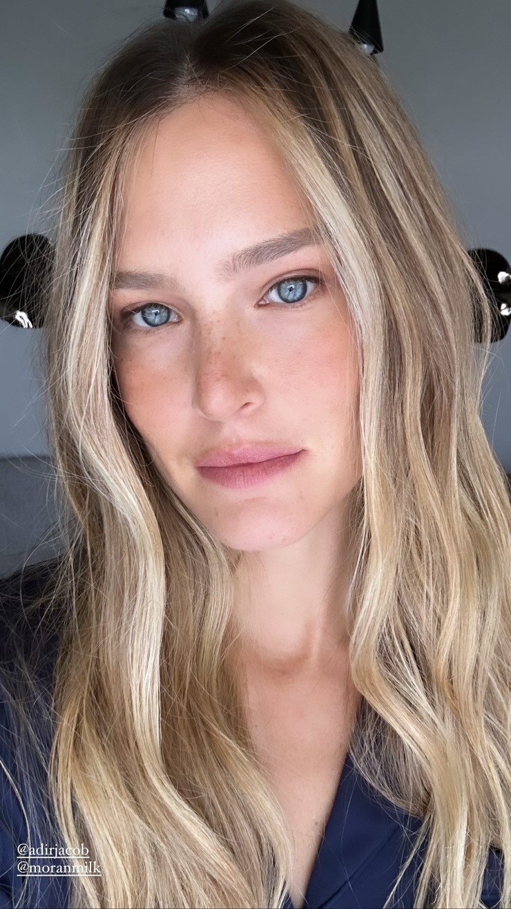 Picture of Bar Refaeli