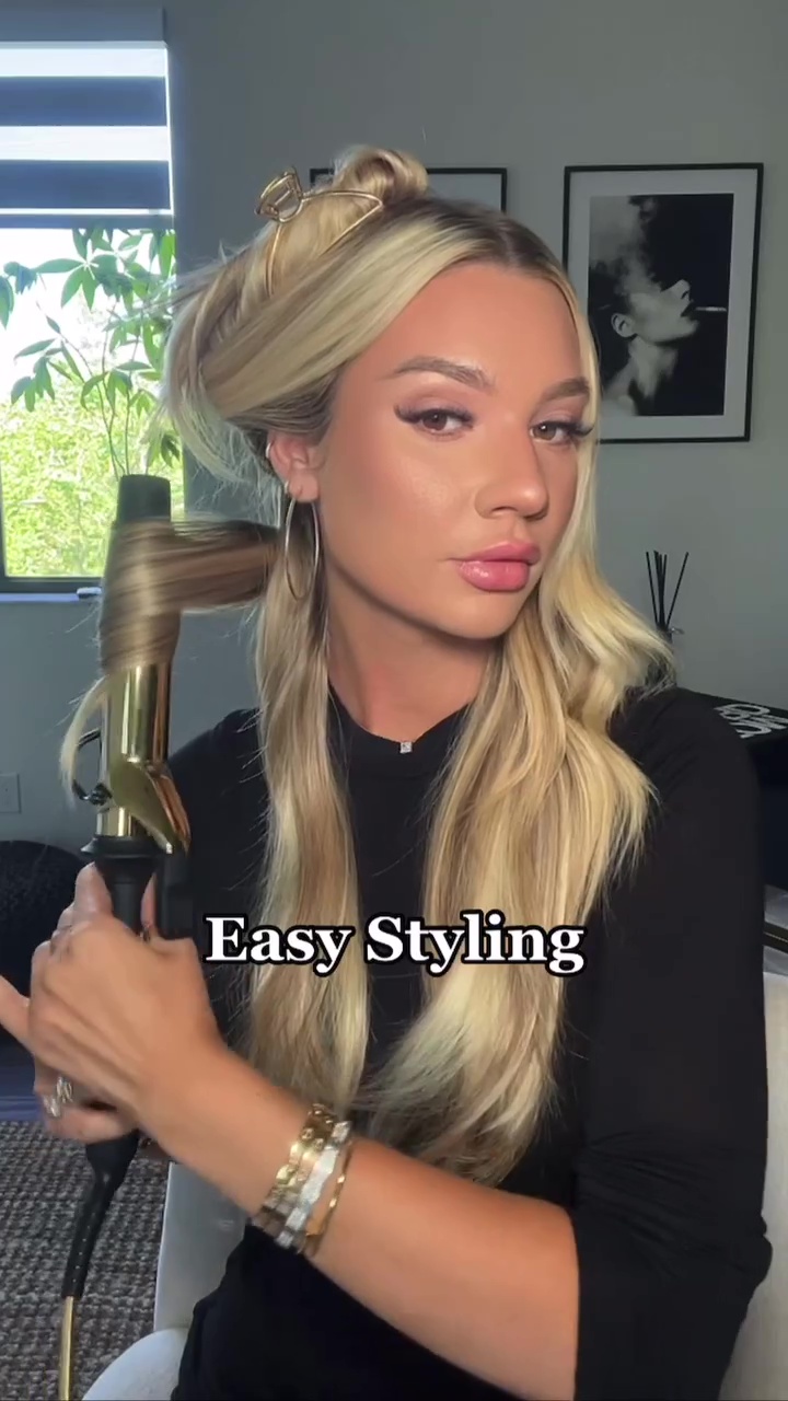 Picture of Alexa Collins