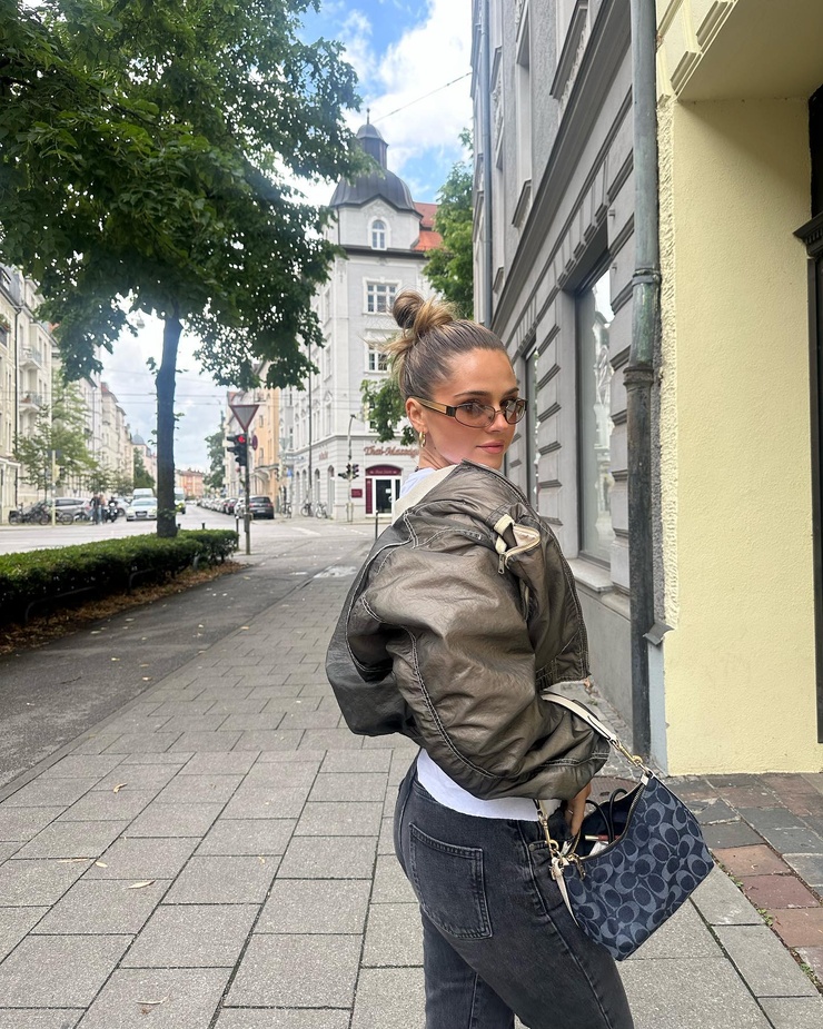 Image of Jessy Hartel