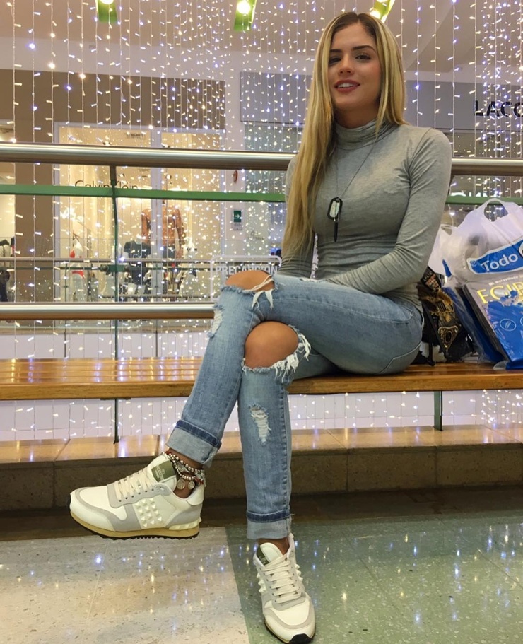 Picture of VALERIA DUQUE