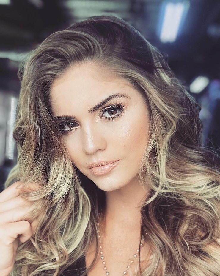 VALERIA DUQUE picture