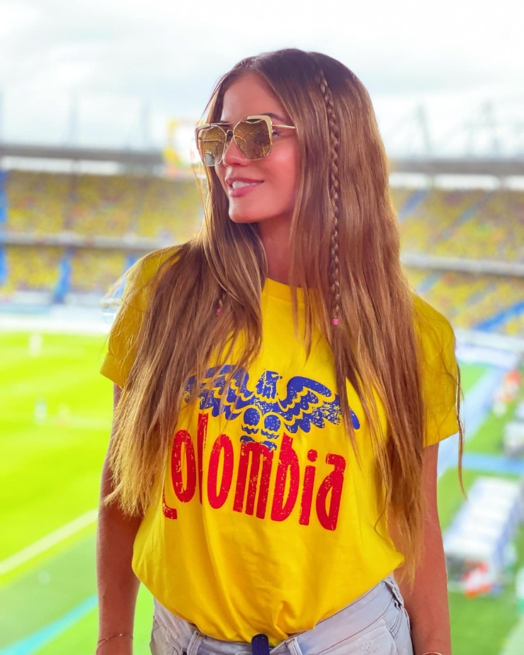 VALERIA DUQUE picture