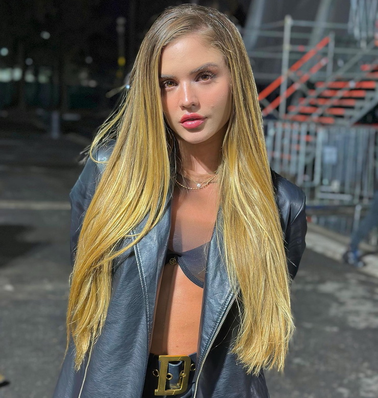 Picture of VALERIA DUQUE