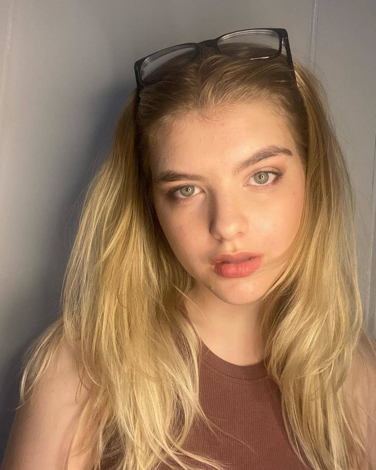 Picture of Lyliana Wray