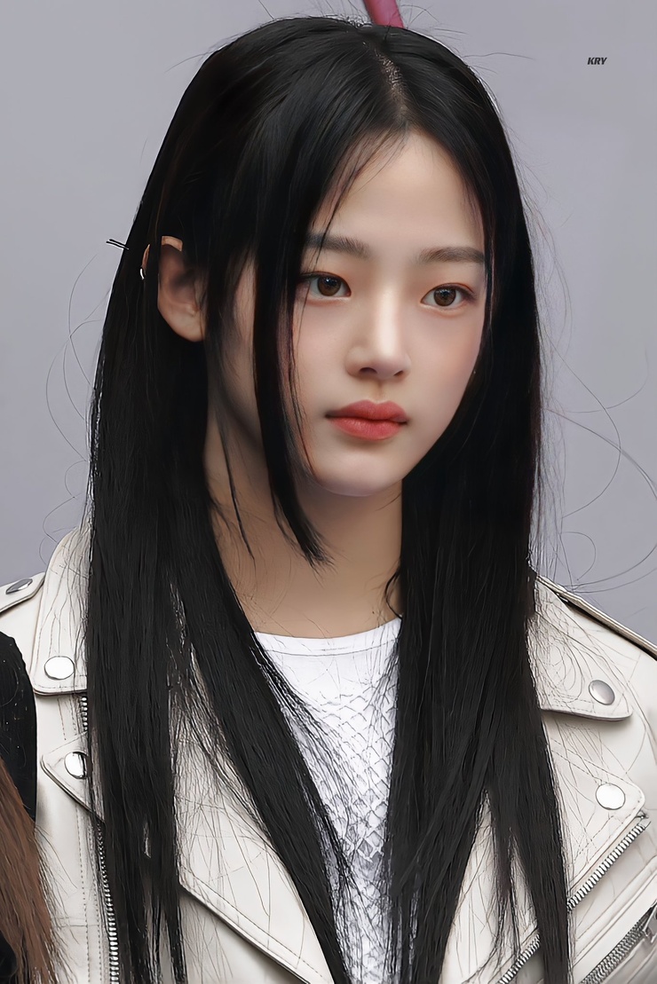 Picture of Minji Kim