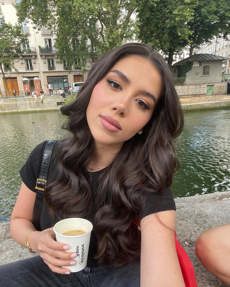 Image of Amanda Diaz