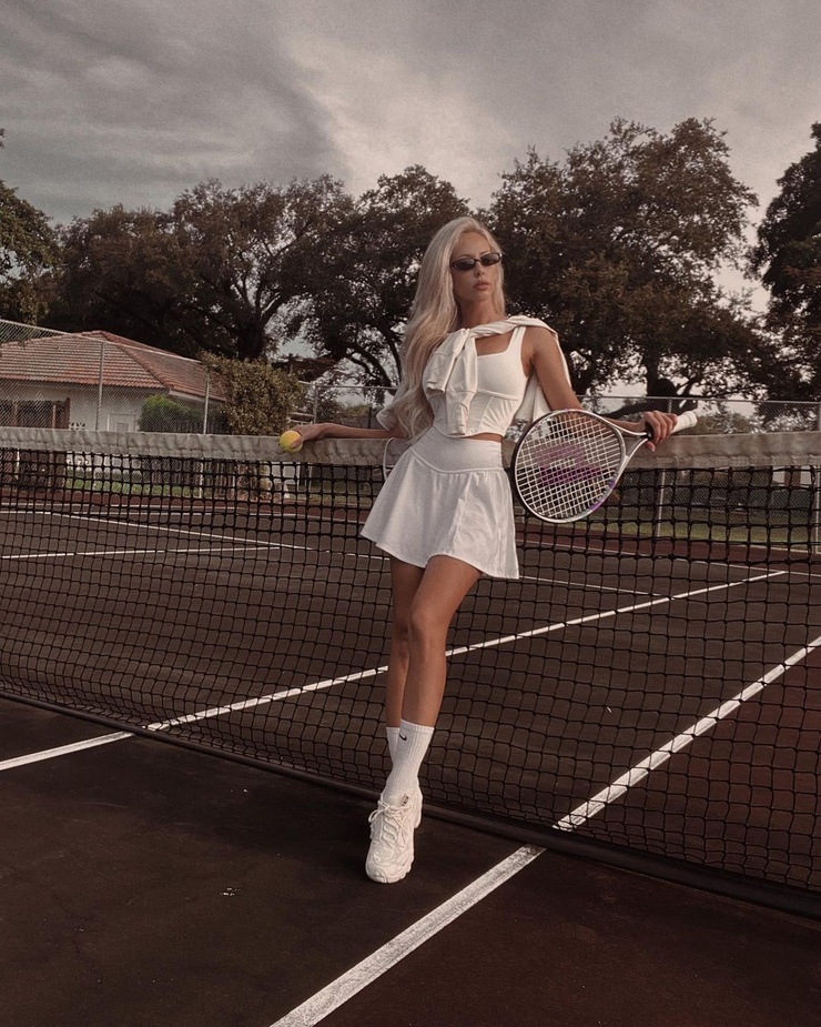 Picture of Amanda Taylor (Model)