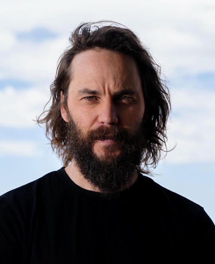 Taylor Kitsch picture