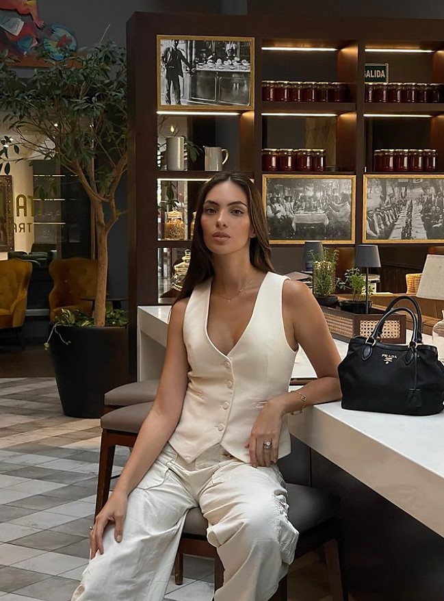 Natalie Vertiz image