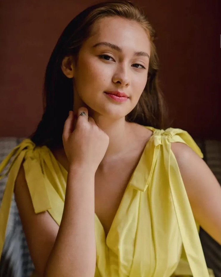 Picture of Lola Tung