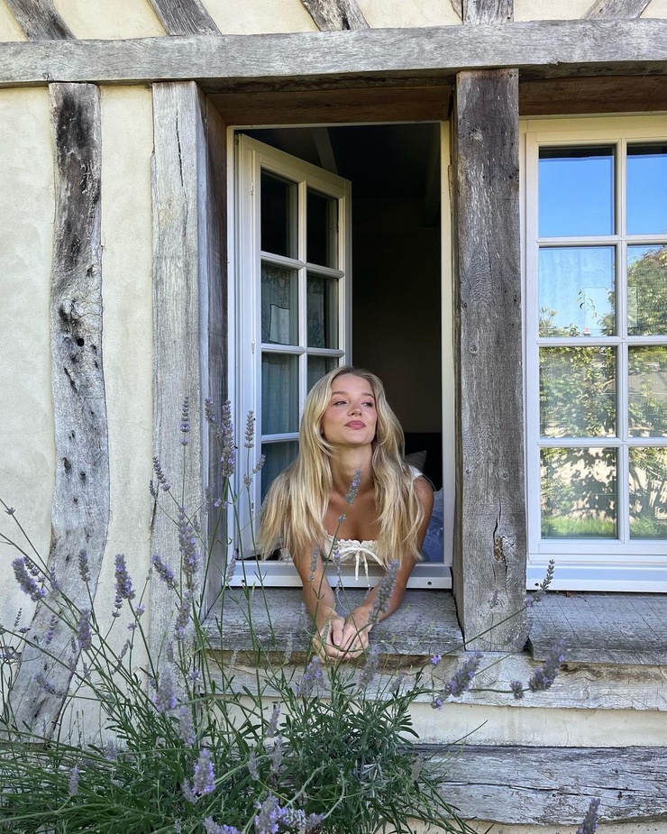 Picture of Marie Tomas