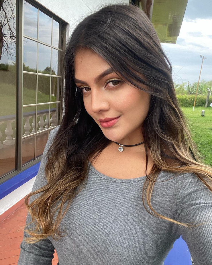 Picture of LAURA GIRALDO