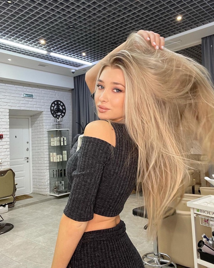 Picture of Angelie Dolly