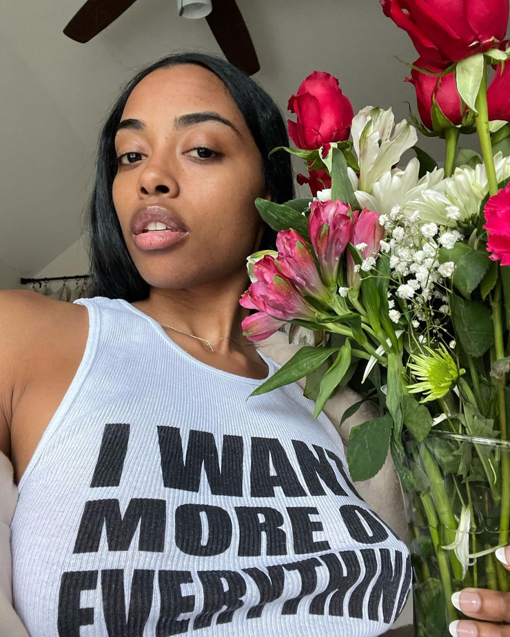 Picture of Chloe Cook