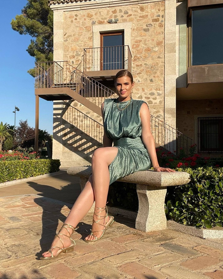 Picture of Adriana Abenia