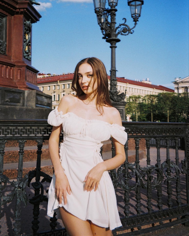 Elizabeth Gouz image