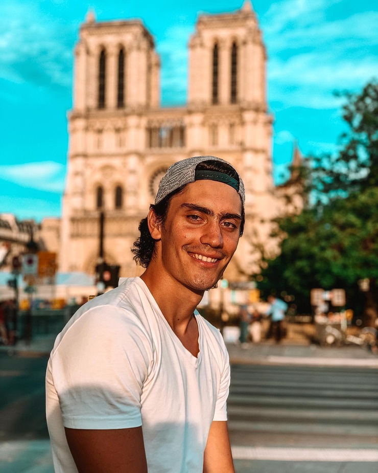 Iván Amozurrutia picture