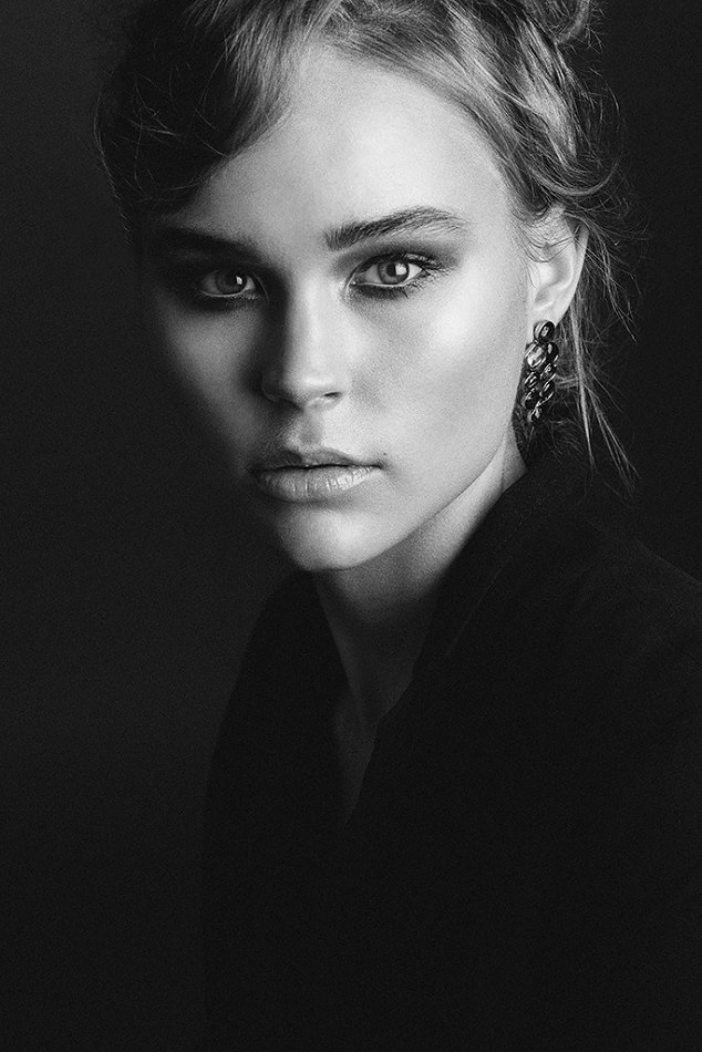 Amanda Hallberg picture