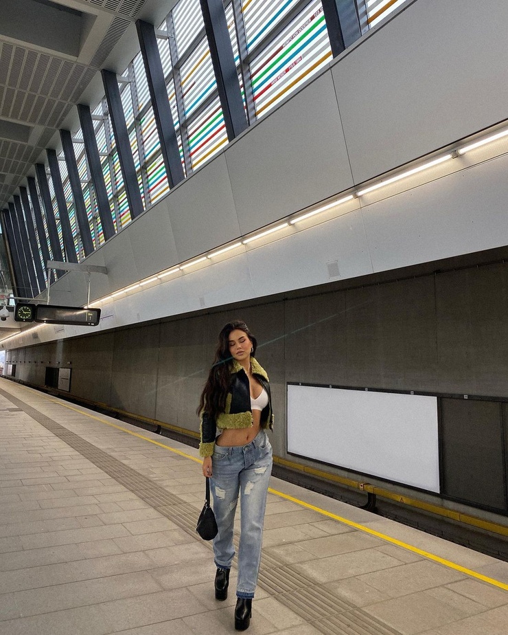 Picture of Doina Barbaneagra