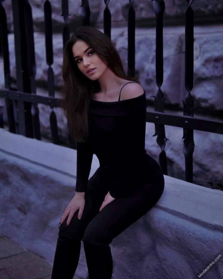 Picture of Kristina Stepanuk