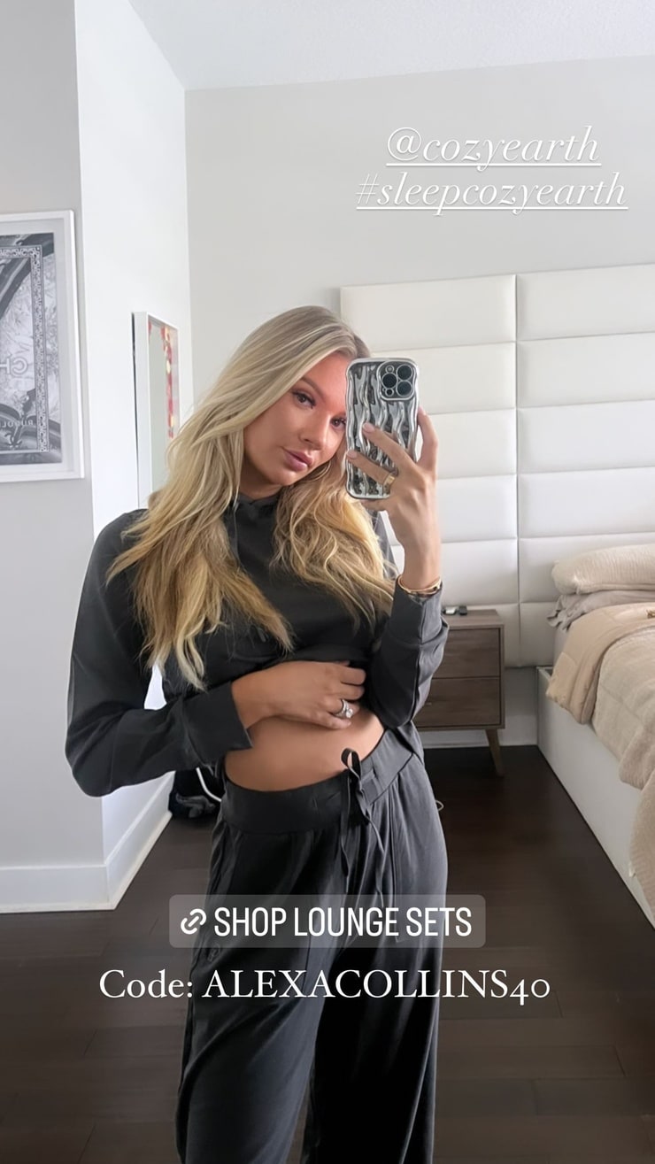 Picture of Alexa Collins