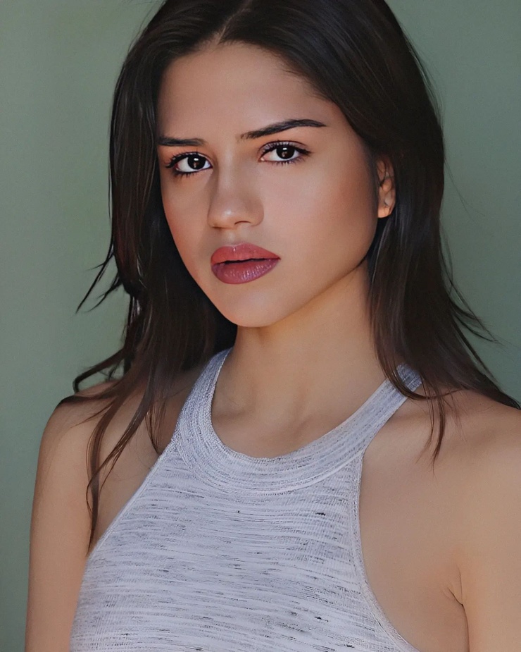 Picture of Sasha Calle