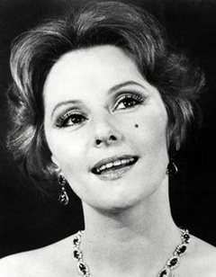 Picture of Carlin Glynn