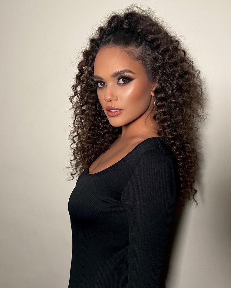 Madison Pettis picture