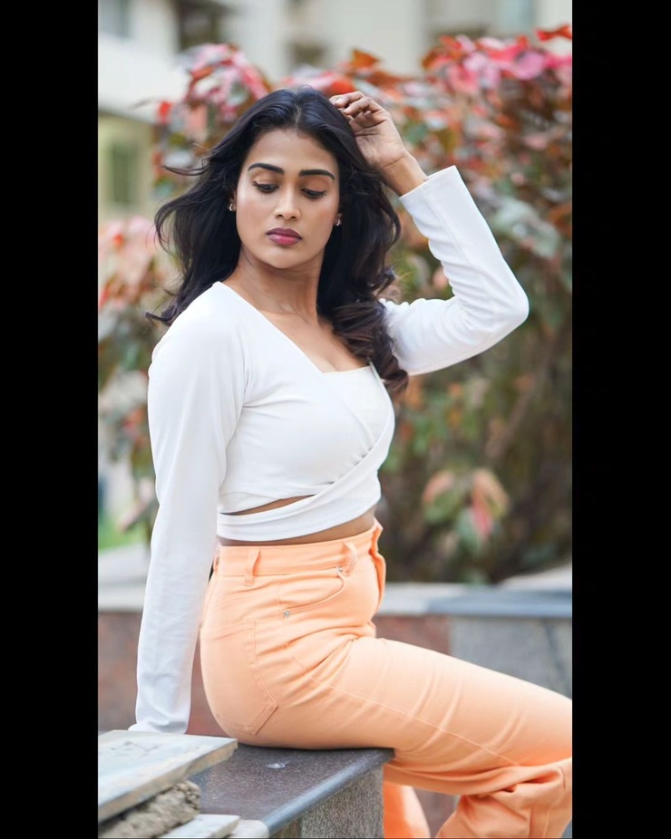 Picture of Poornima Ravi