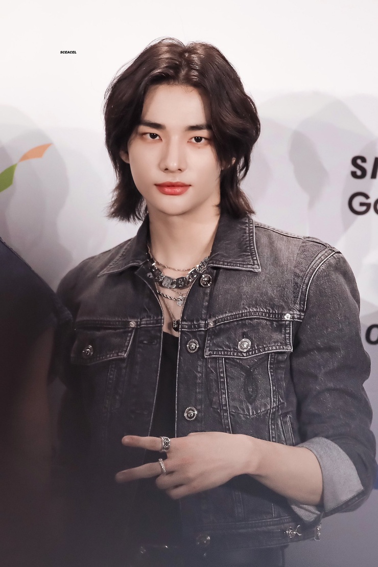 Hyun-Jin Hwang image