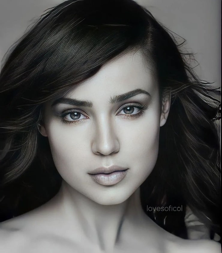 Picture of Sofia Carson