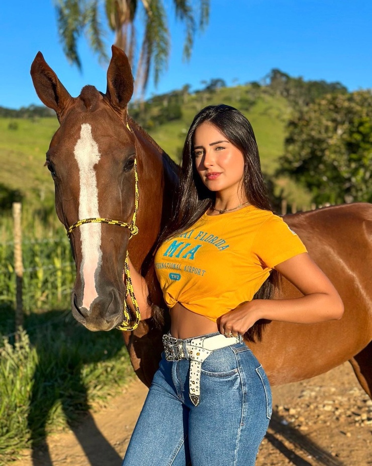 Picture of Rayanne Florentino