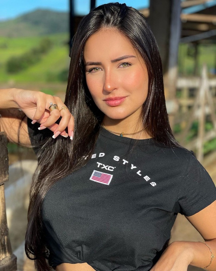 Picture of Rayanne Florentino