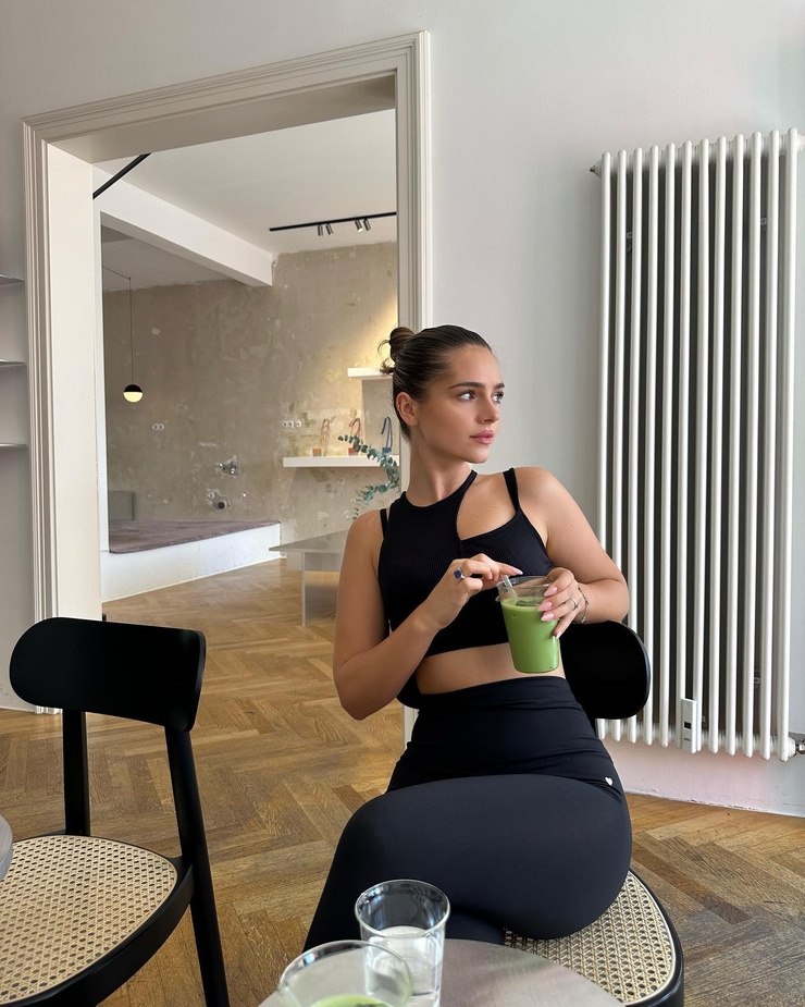 Picture of Jessy Hartel