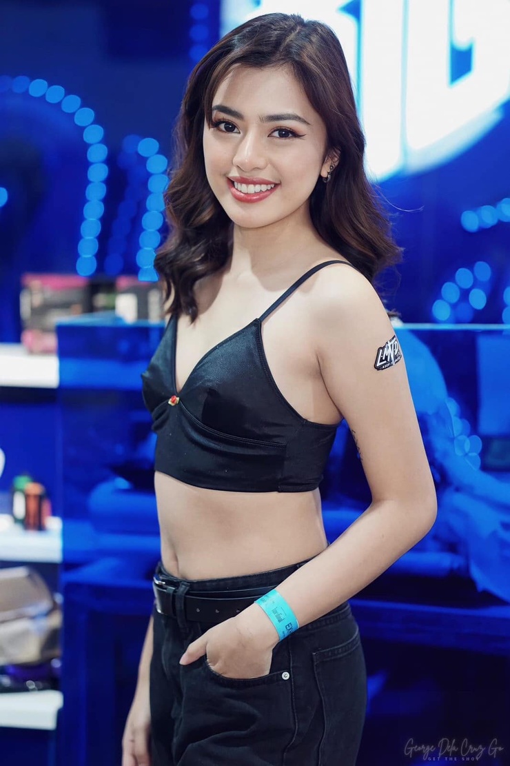 Picture of Denise Esteban