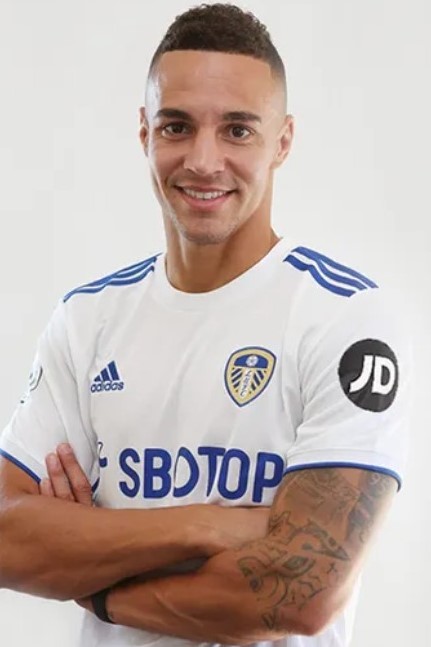 Rodrigo (footballer) image