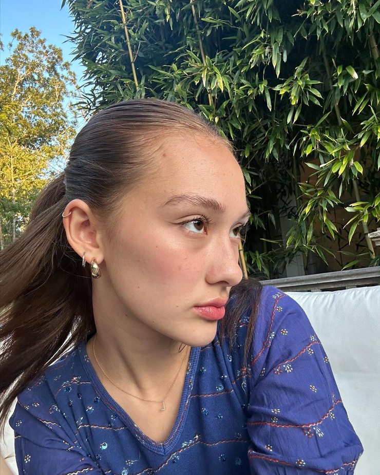 Picture of Lola Tung