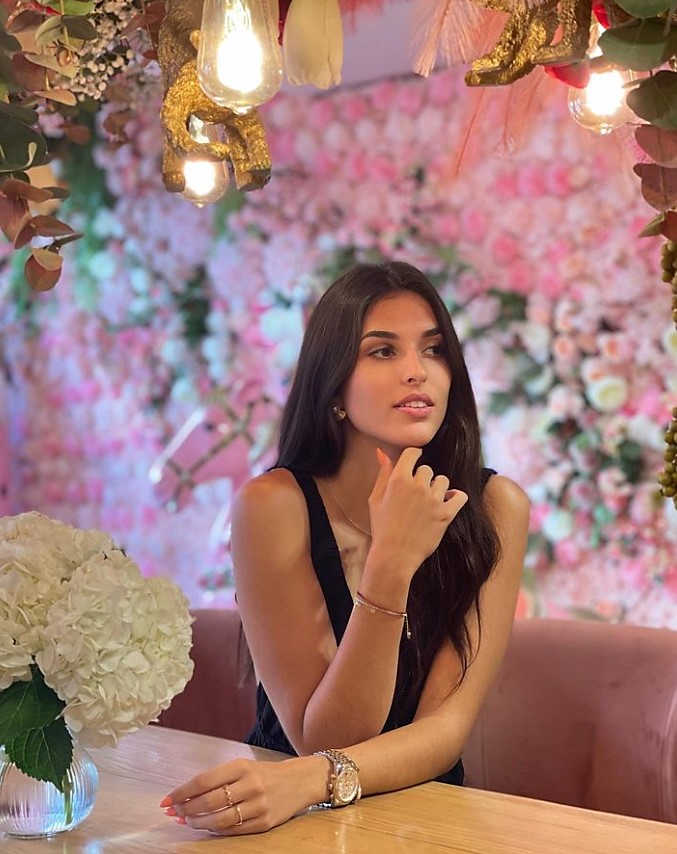 Picture of Oceane Marinelli