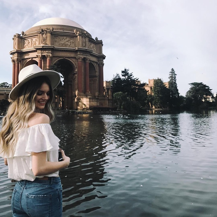 Picture of Victoria Axen