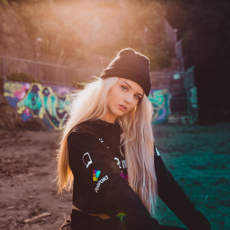 Picture of Victoria Axen